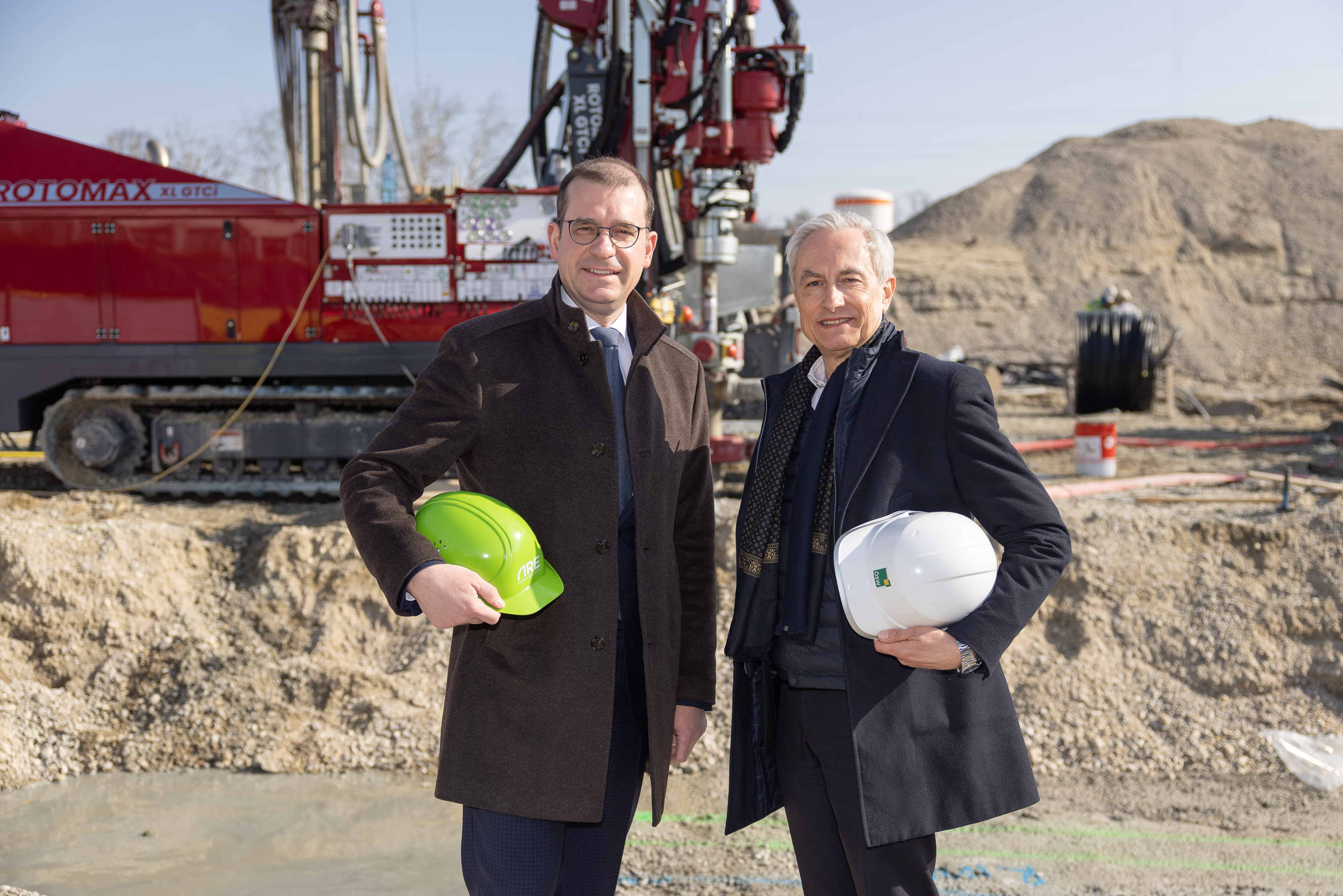 ARE Website: Hirschfeld: Grundsteinlegung und Erdwärmebohrungen für ...